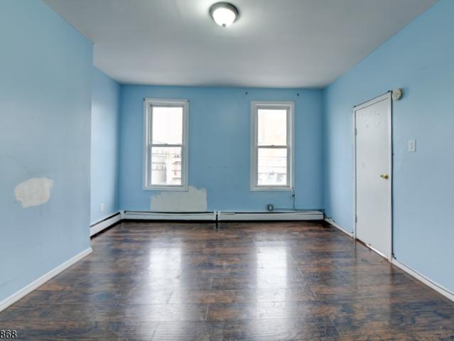 442 Elizabeth Ave