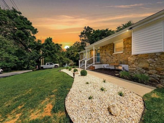 442 Homewood Dr, Lynchburg, VA 24502