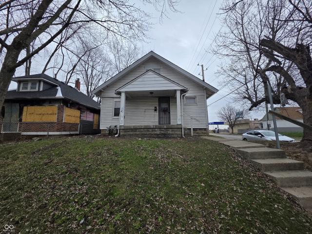 442 S Bradley Avenue