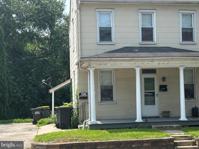 442 S Main St, Manheim, PA 17545