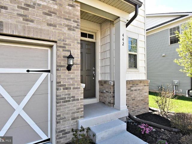 442 Sanctuary Court