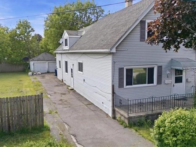 442 Schiller St, Buffalo, NY 14212