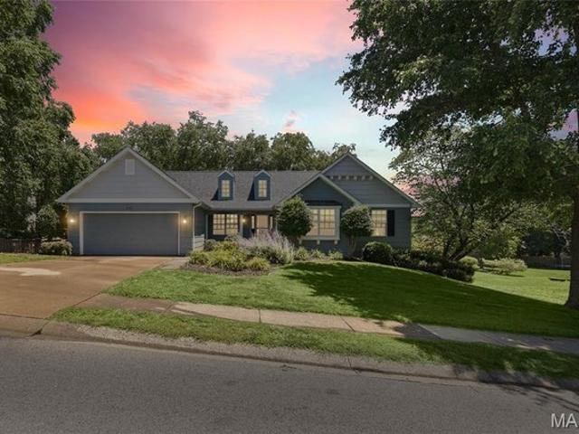 442 Schwarz Rd, O'Fallon, IL 62269