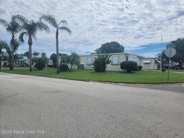 442 Seagull Dr, Barefoot Bay, FL 32976