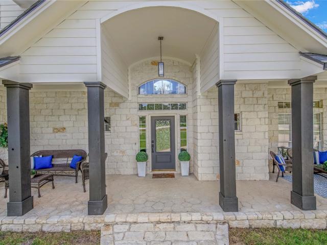 442 Shady Creek Drive