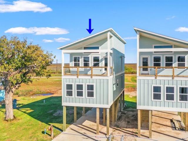 442 Private Road 670/St Marys Slough Dr, Matagorda, TX 77457