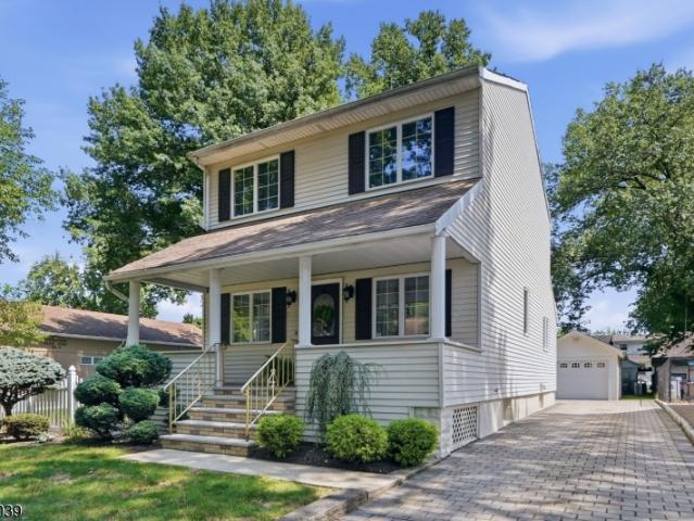 442 Riverview Dr