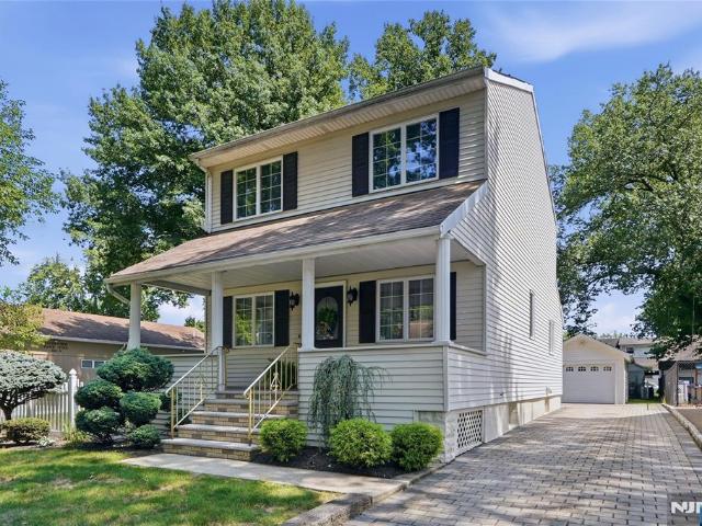 442 Riverview Drive