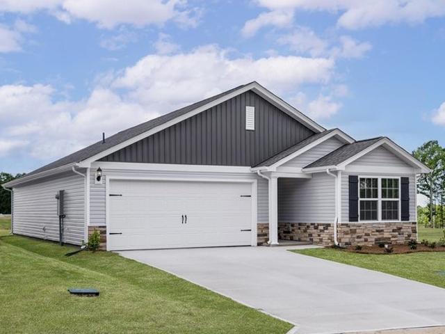 442 W Claywalk Rd, Woodruff, SC 29388