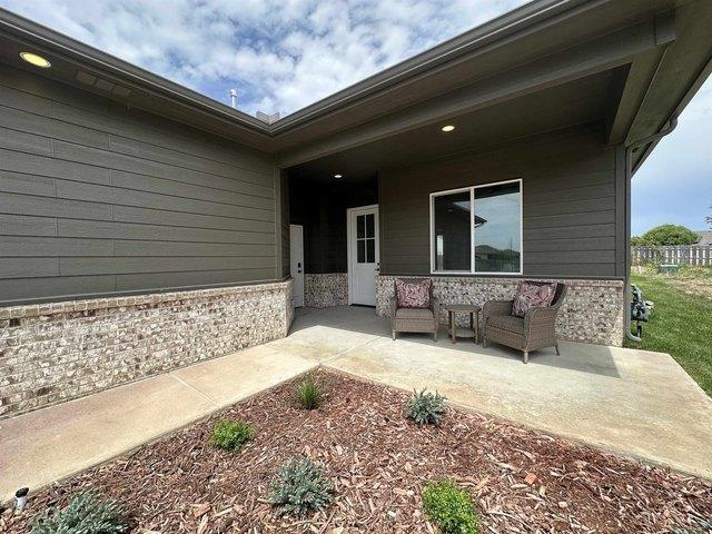 4434 N Sunny Ct, Wichita, KS 67205