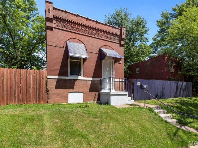 4434 S Compton Ave, St. Louis, MO 63111 | MLS #26018
