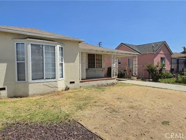 4435 E 60th St, Maywood, CA 90270