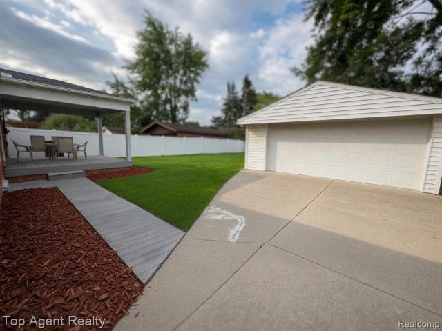 4436 Buckingham Drive