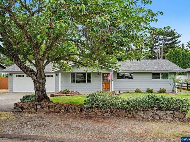 4436 Barrett St S, Salem, OR 97302