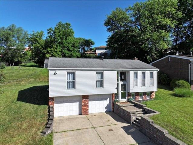 4437 Helmar Dr, Monroeville, PA 15146