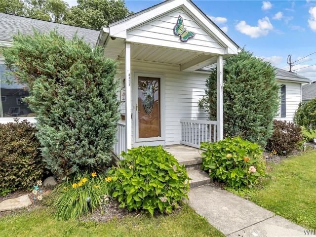 4437 Willow Lane