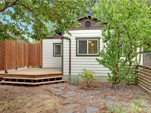4438 NE 90th Ave, Portland, OR 97220