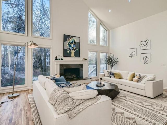 4438 Glengary Dr NE, Atlanta, GA 30342 | MLS #7108
