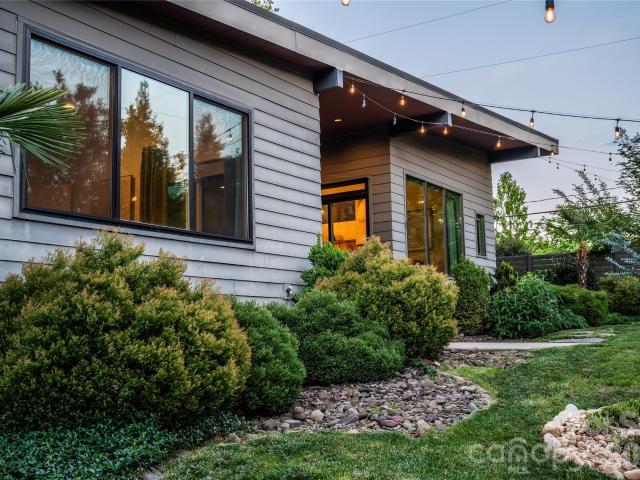 4438 Raney Way, Charlotte, NC 28205 | MLS #4365 | Compass