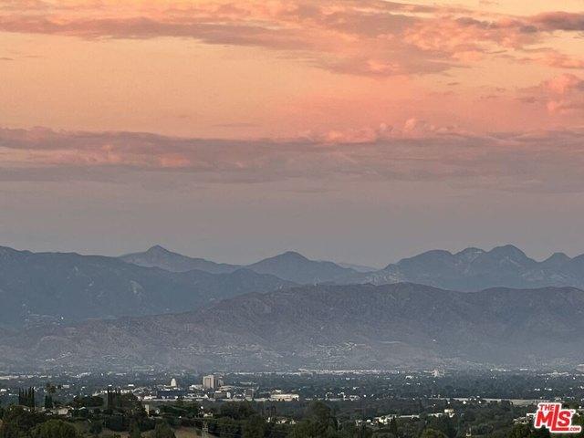 4438 Totana Dr, Los Angeles, CA 91356
