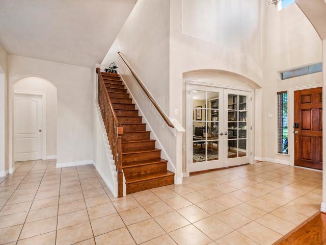4438 W Maple Drive