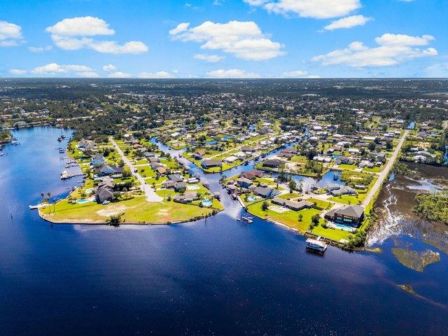 4439 Vista Ln, Lynn Haven, FL 32444