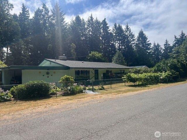 4430 Pine Ave NE, Bremerton, WA 98310