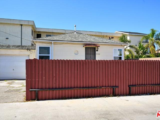 4430 W 134th St B, Hawthorne, CA
