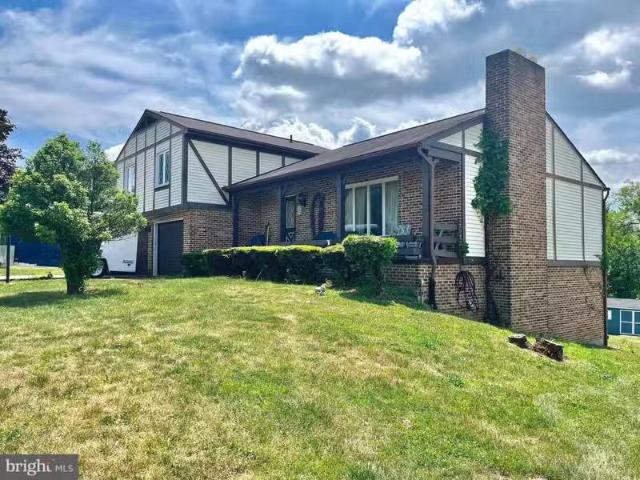 4431 VENUS AVE, HARRISBURG, PA 17112 Single Family Residence F.