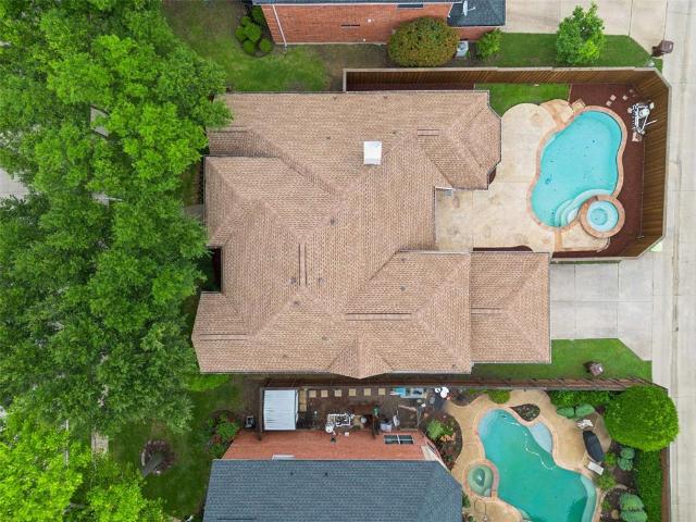 4432 English Oak Drive