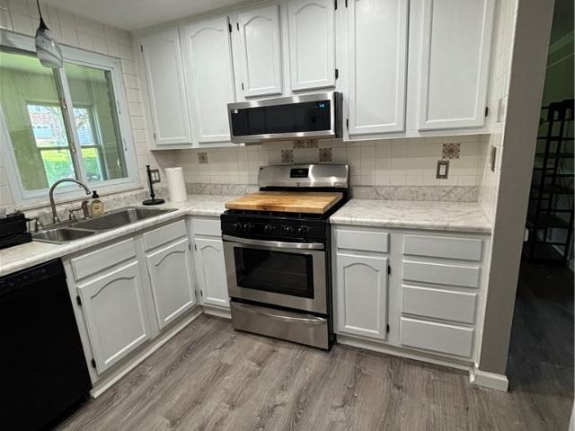 4432 Laurel Oak Dr