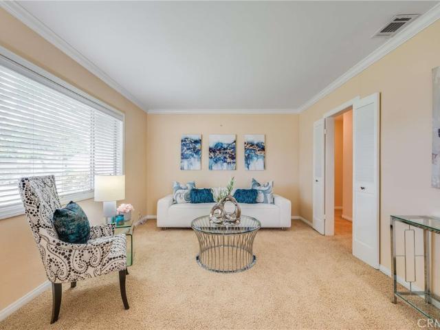 4432 Stanbridge
