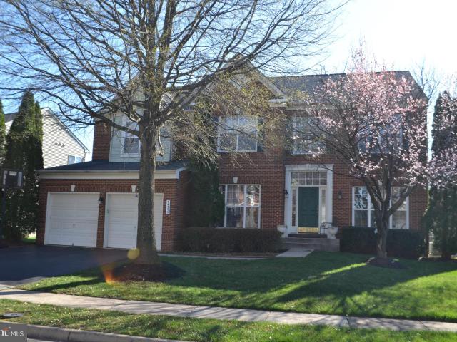 44339 Apache Cir, Ashburn, VA 20147 | MLS #VALO2119 | Compass