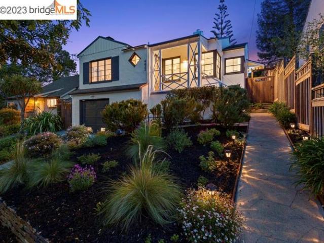 4433 Albert St, Oakland, CA 94619