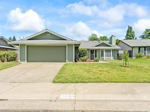 4433 Galbrath Dr, Sacramento, CA 95842