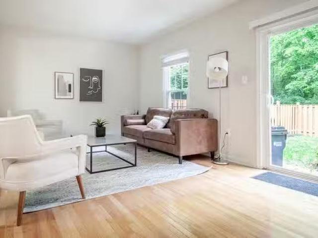 4433 Holly Ave, Fair Oaks 3 Bedroom 4 Bath