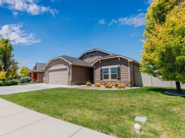 4433 S Lava Springs Loop