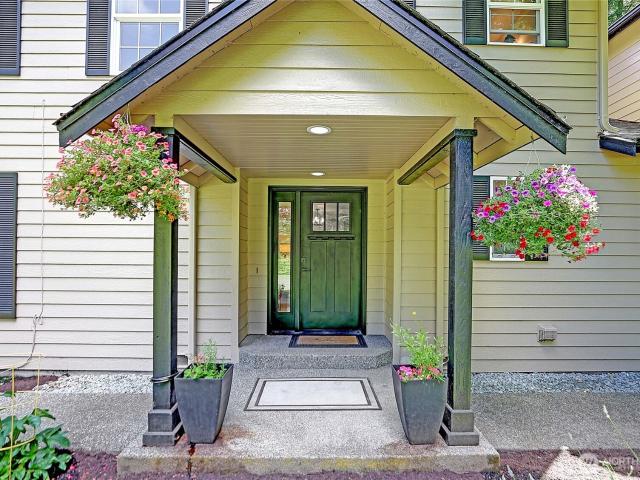 4433 Village Road