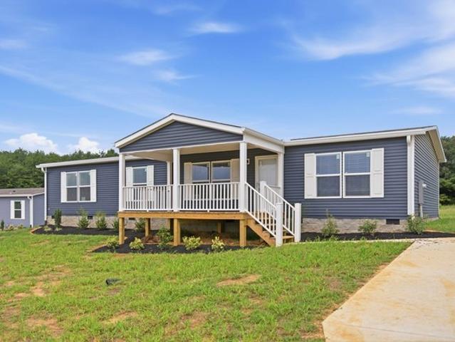 443 County Road 784, Etowah, TN 37331