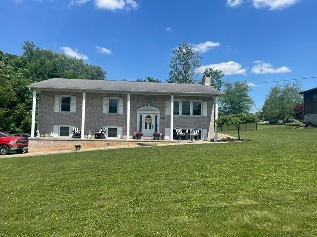 443 Duck Hollow Rd, Uniontown, PA 15401