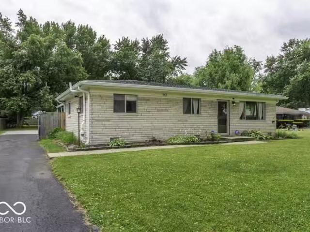 443 E ELBERT ST, INDIANAPOLIS, IN 46227 Single Family Residenc.