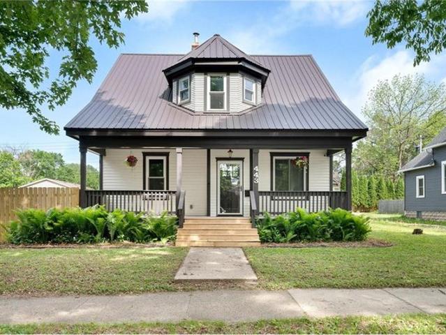 443 N Pine Ave, Owatonna, MN 55060