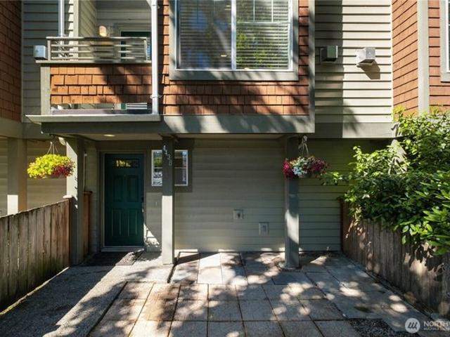 443 NE Ravenna Blvd Unit B, Seattle, WA 98115