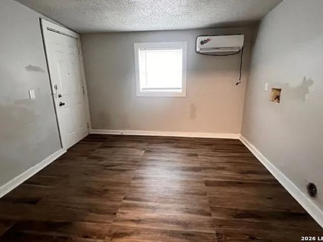 443 SW 34Th