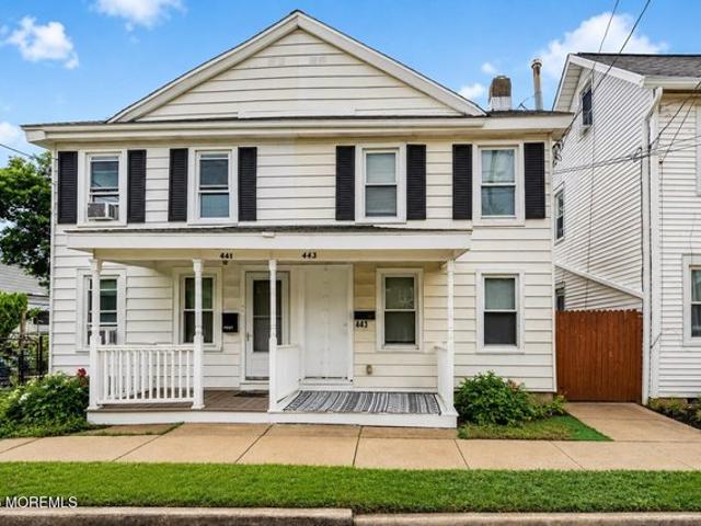 443 Wood St, Burlington City, NJ 08016