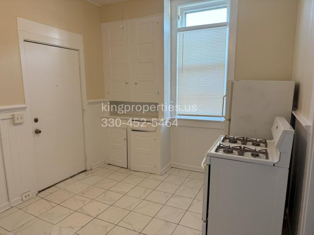 443 Wales 1 Bedroom Apartment for Rent at 443 Wells Ave Nw, Canton, OH 44703 Summit