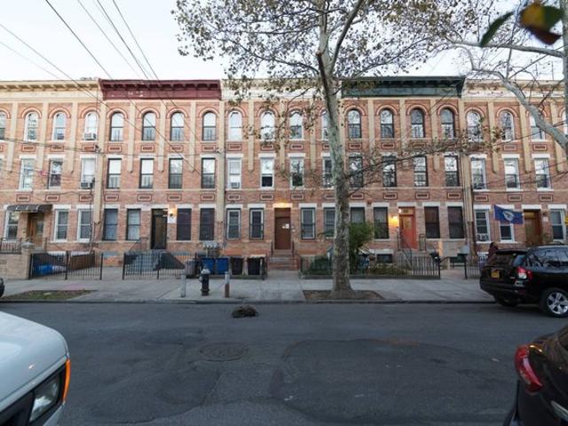 443 Wyona St, Brooklyn, NY 11207