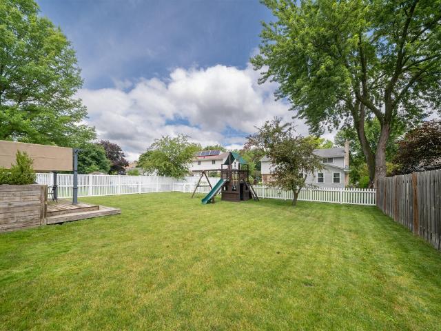 44442 Cape Cod Way
