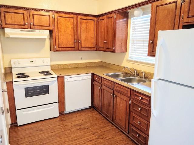 44444 2208 W Hickory St 3 Bedroom Apartment for Rent at 2208 W Hickory St, Denton, TX 76201