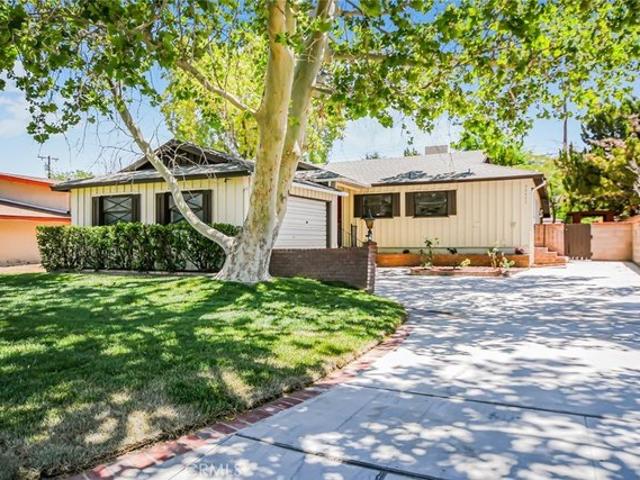 44446 Loneoak Ave, Lancaster, CA 93534